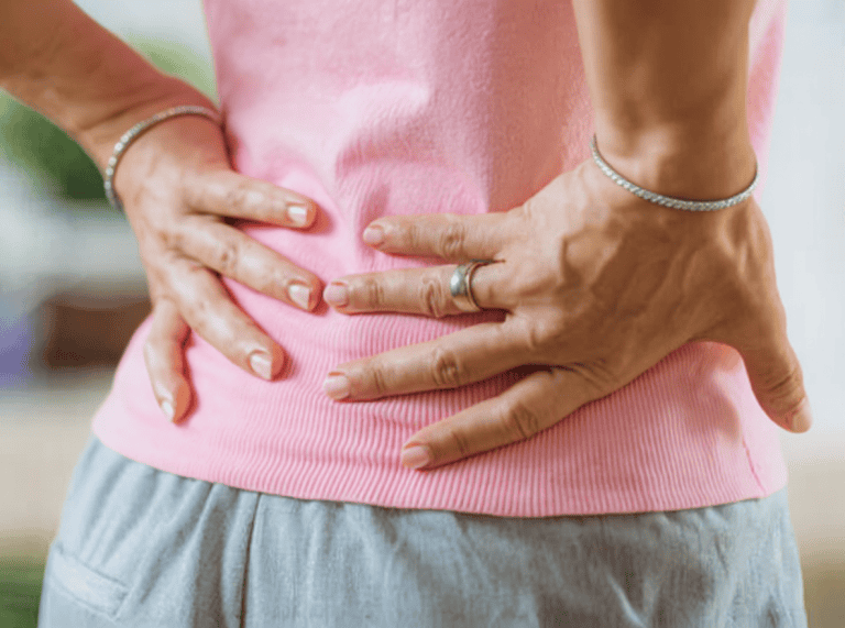 Douleur au Bas du Dos : Causes, Soulagement & Exercices 2026